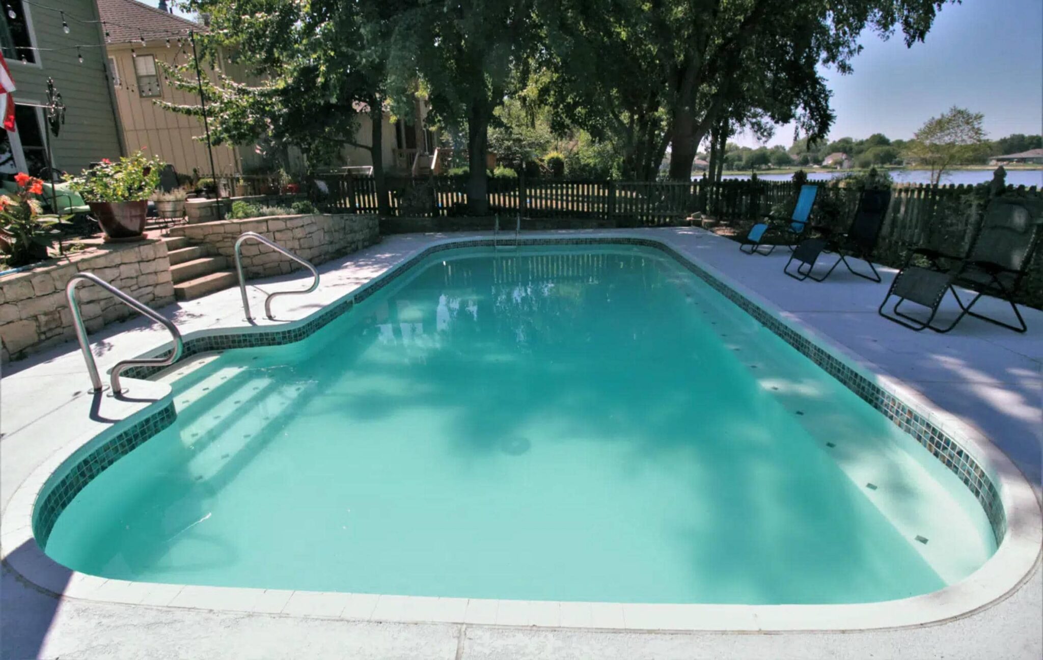 Panel Pool Repair and Resurfacing | Mid-America Pool